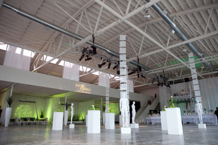 Pure Space - Explore The Pearl